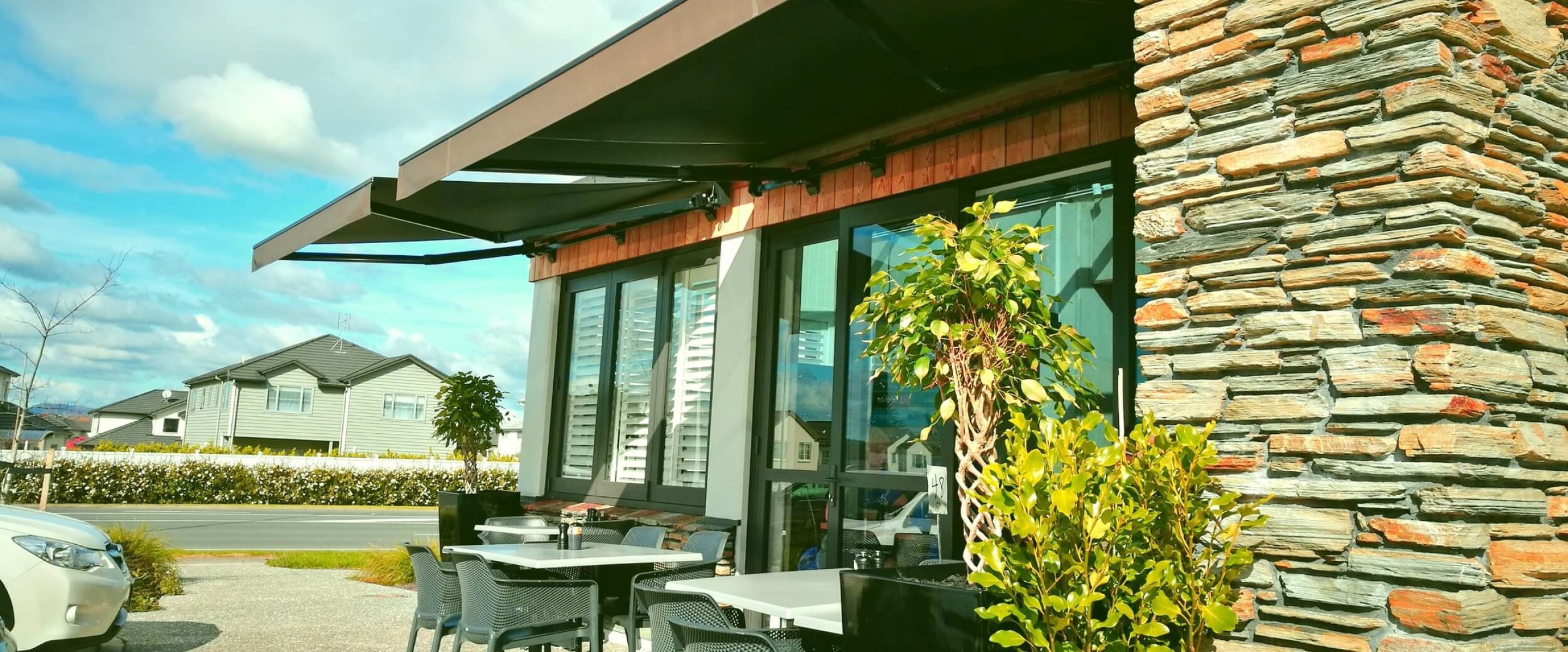 Complete Awning Specialists, Retractable Awnings, Retractable Roof ...